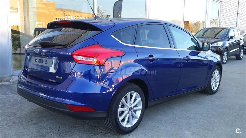 FORD focus berlina 1.5 tdci e6 120 titanium Diesel de nuevo de color ...