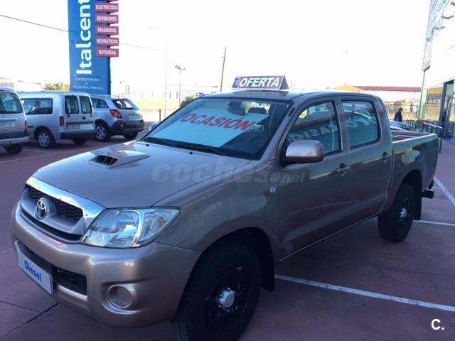 TOYOTA Hilux 2.5 D4D Doble Cabina GX 4x4 4p. con 170000 kms en Toledo - totocoches.com