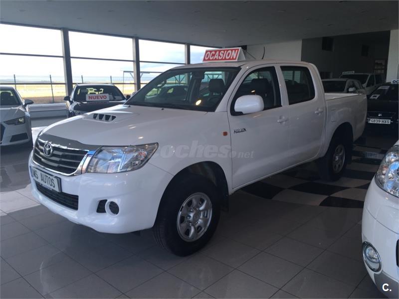 TOYOTA Hilux 2.5 D4D Doble Cabina GX 4x4 4p. con 37000 kms en Málaga - totocoches.com