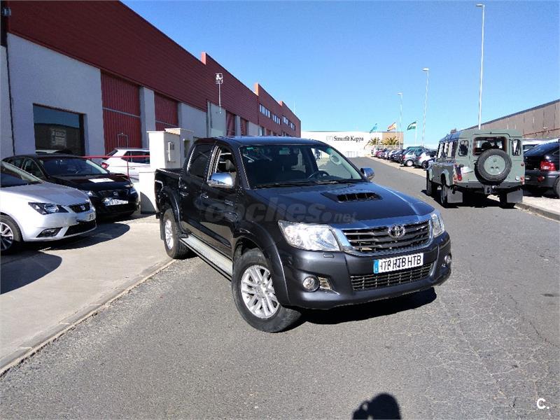 TOYOTA Hilux 3.0 D4D Doble Cabina VXL 4x4 4p. con 300000 kms en Sevilla - totocoches.com