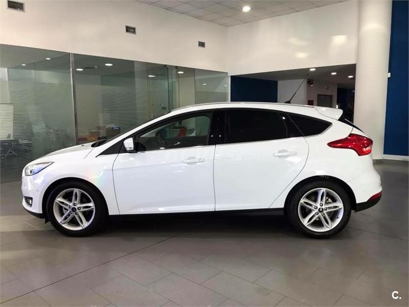 FORD focus berlina 1.0 ecoboost ass 92kw titanium Gasolina de nuevo de ...