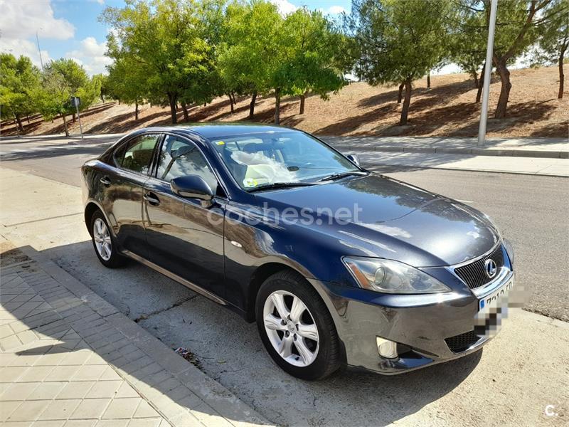 LEXUS IS220d de segunda mano y ocasión | Coches.net