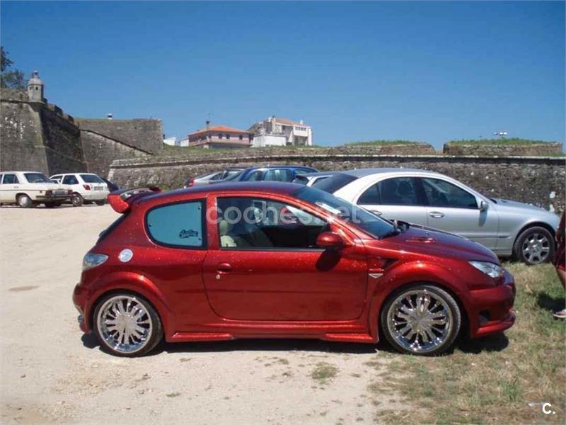 Red Peugeot 206 Tuning