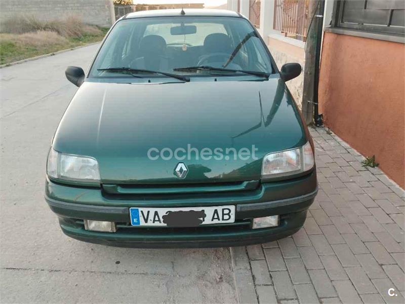 RENAULT Clio (1995) - 1.800 € en Valladolid | Coches.net