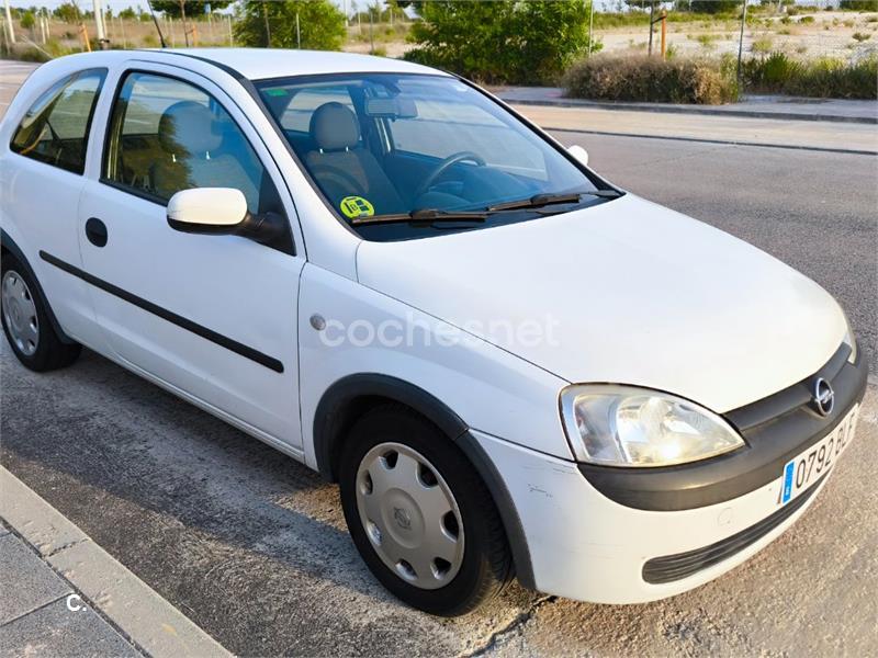 OPEL Corsa (2001) - 1.600 € en Madrid | Coches.net