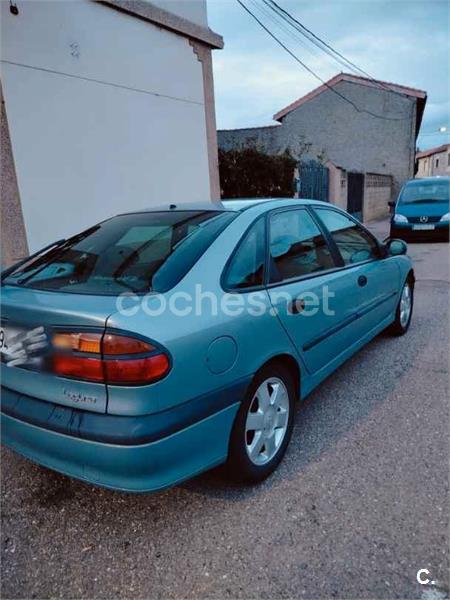 RENAULT Laguna (1997) - 3.000 € en Cáceres | Coches.net