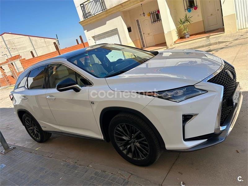 Lexus 450h F Sport 2017null