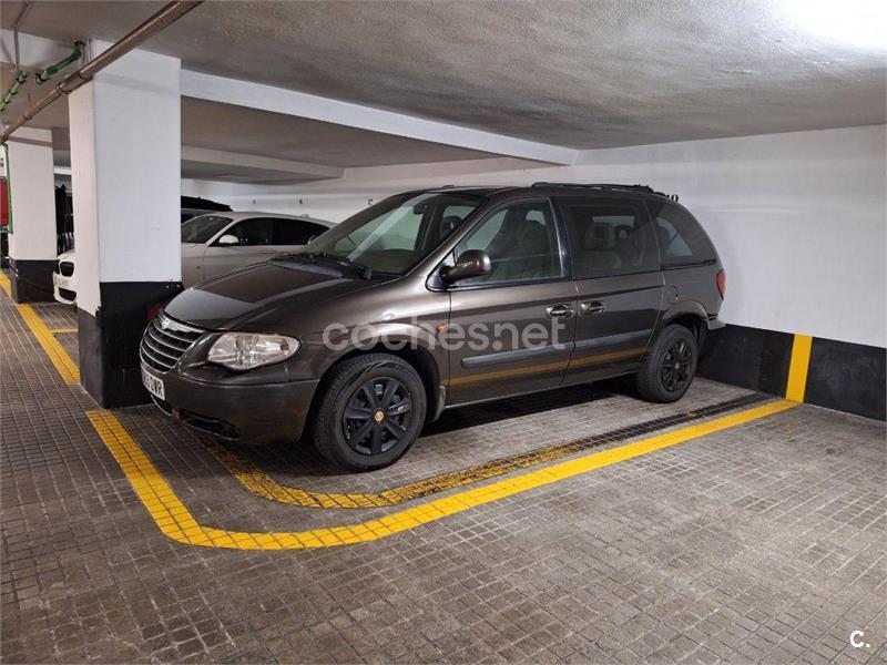 CHRYSLER Voyager (2006) - 2.900 € en Ourense | Coches.net