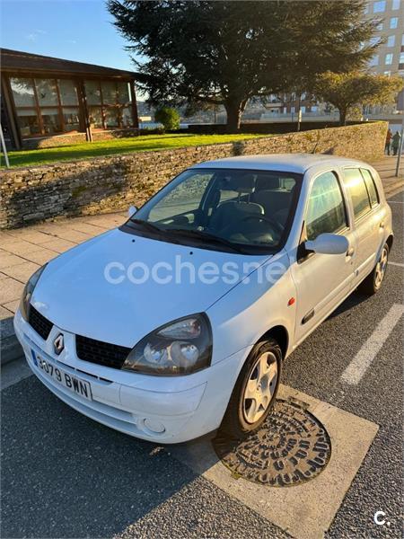 RENAULT Clio (2001) - 1.950 € en Lugo | Coches.net