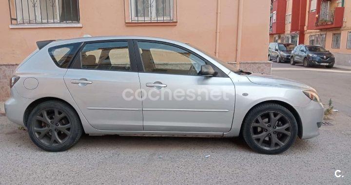 MAZDA Mazda3 (2005) - 3.900 € en | Coches.net