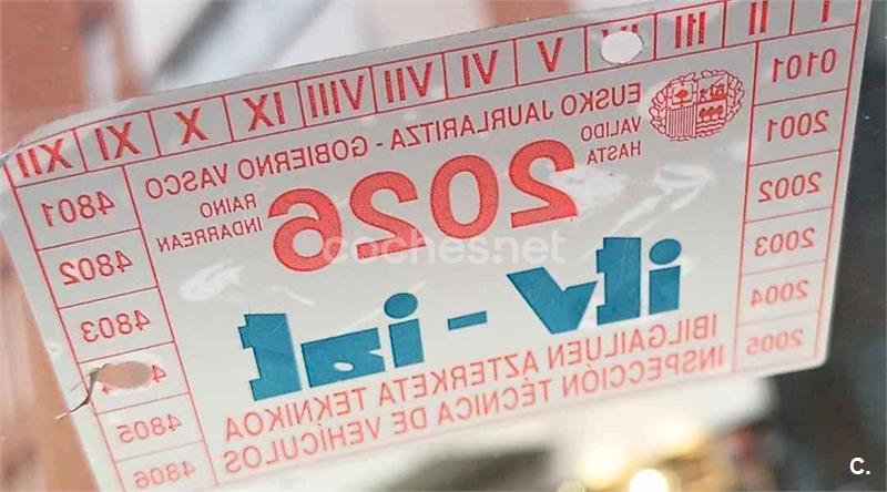 VOLKSWAGEN Golf (2001) - 1.800 € en Bizkaia | Coches.net