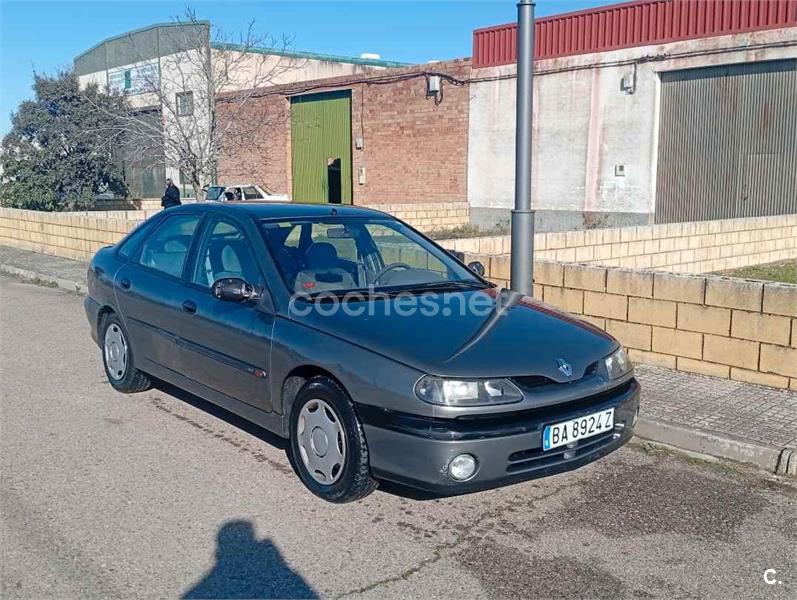RENAULT Laguna (1999) - 1.500 € en Córdoba | Coches.net