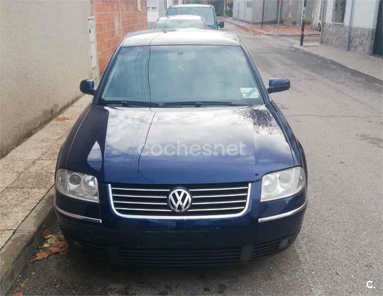 VOLKSWAGEN Passat (2002) - 2.500 € en Madrid | Coches.net
