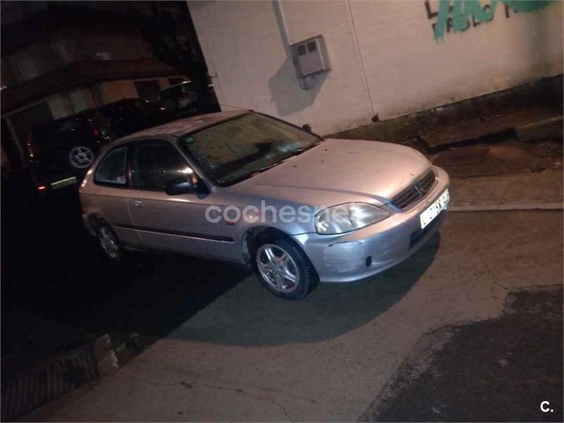 HONDA Civic (2000) - 1.400 € en Lleida | Coches.net