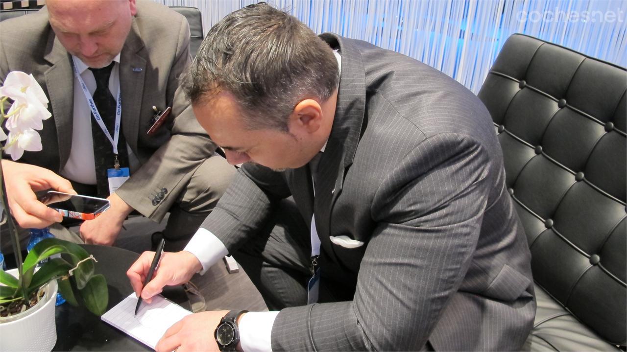 Entrevista a Kemal Curic. Diseñador del Ford Mustang 2014 | Noticias ...