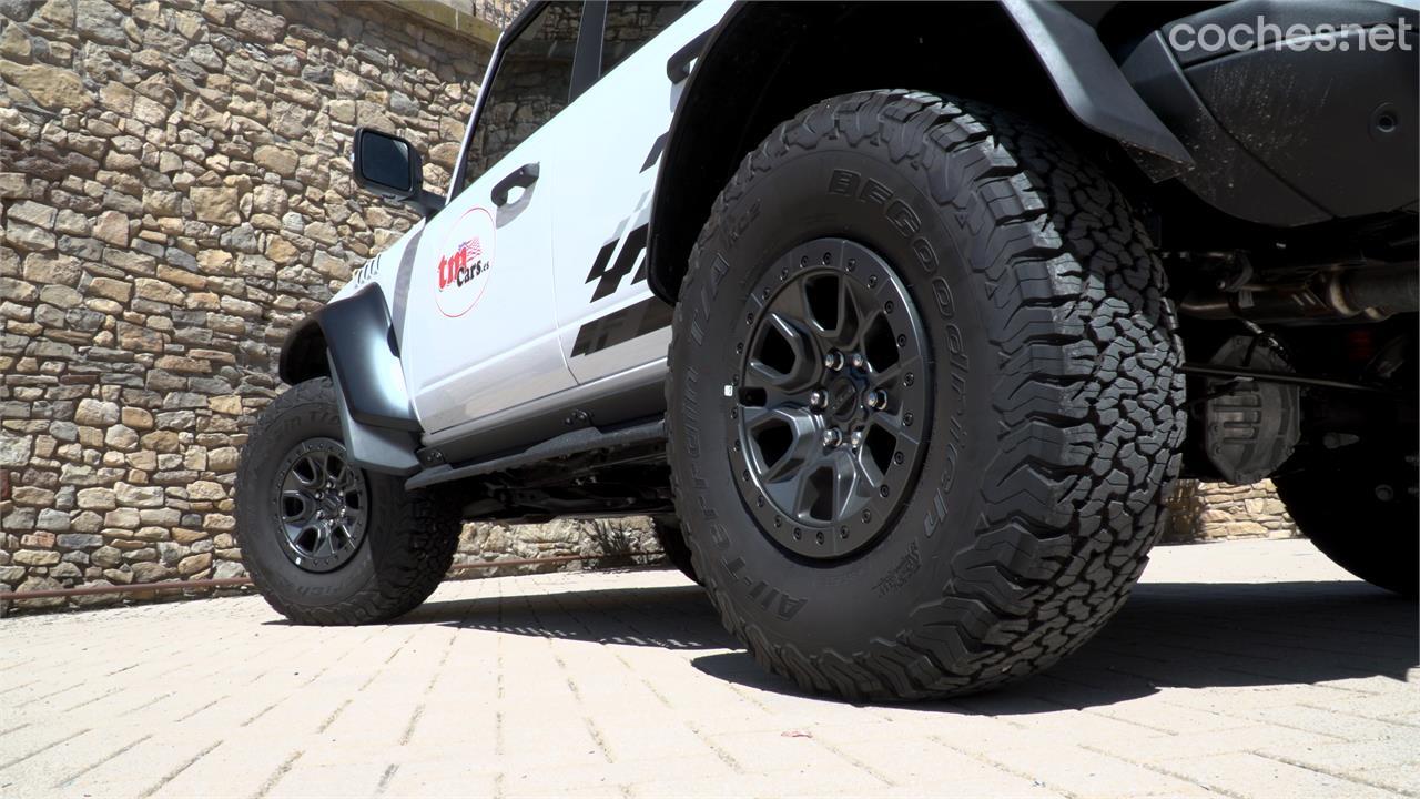 Volando en Les Comes con un Ford Bronco Raptor | Noticias coches.net