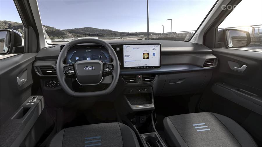 Ford Tourneo Courier: Nuevo vehículo multiusos de 5 plazas amplio y ...
