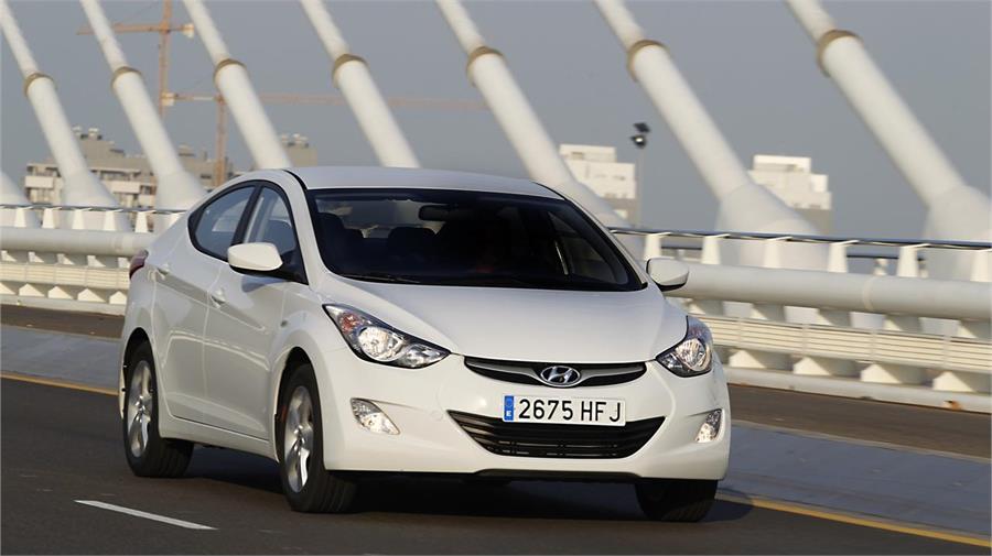Hyundai Elantra: Nueva carrocería, nuevo motor | Noticias coches.net