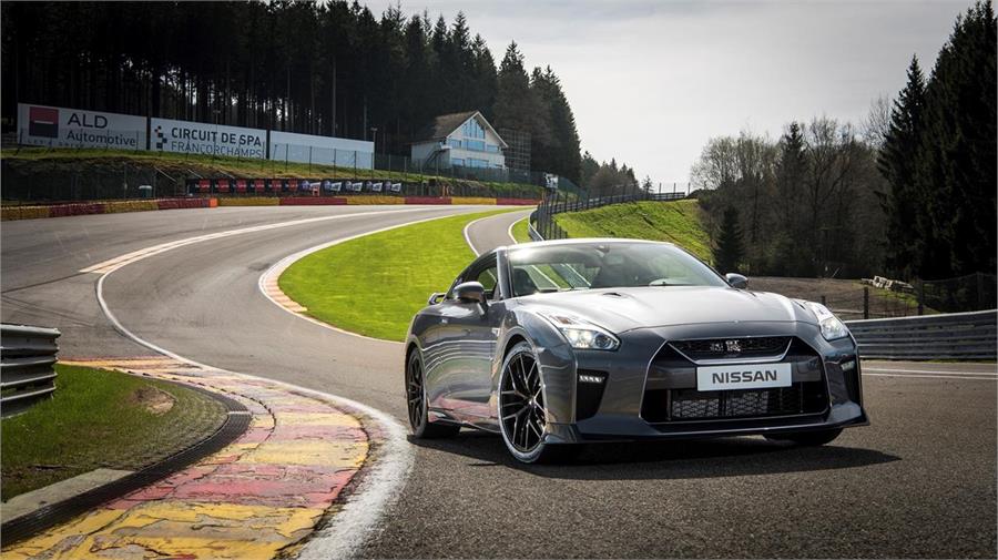 Nissan GT-R 2017: Godzilla vuelve mejor que nunca | Noticias coches.net