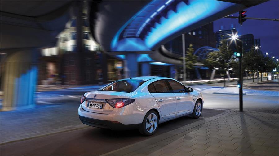 Renault Fluence Z.E.: Limpio y silencioso | Noticias coches.net