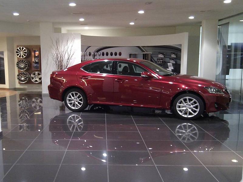 Lexus amplía presencia en Barcelona: La marca abre un nuevo ...