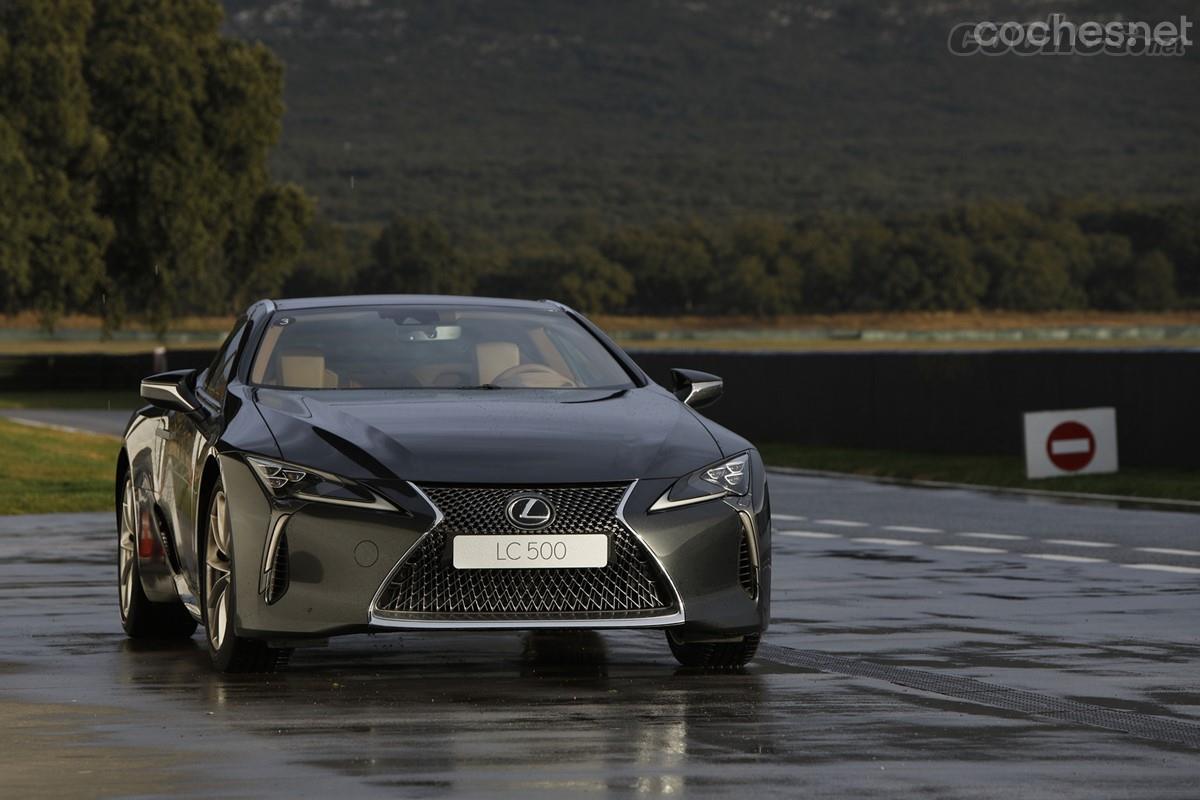 Lexus LC 500/500h: Al volante en circuito | Noticias motos.net