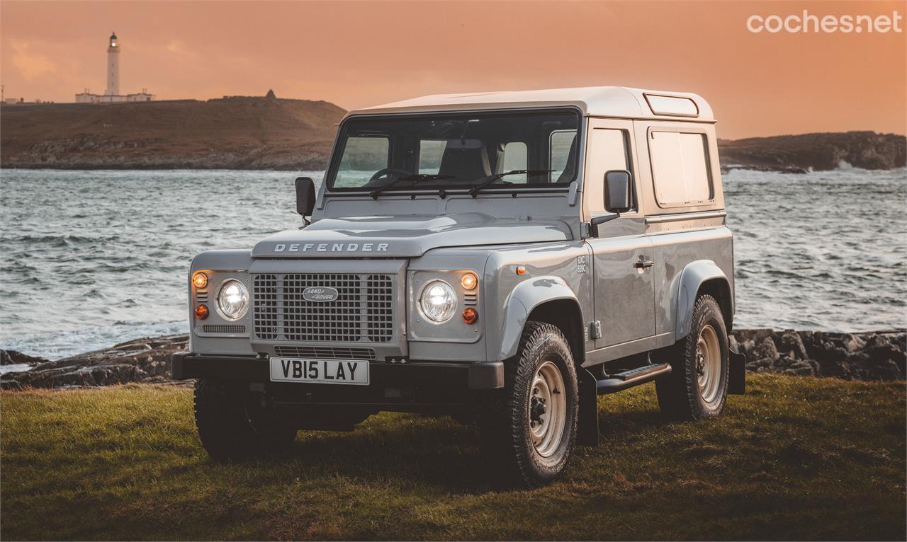 Land Rover Classic Defender Works V8 Islay Edition cuesta casi 300000 ...
