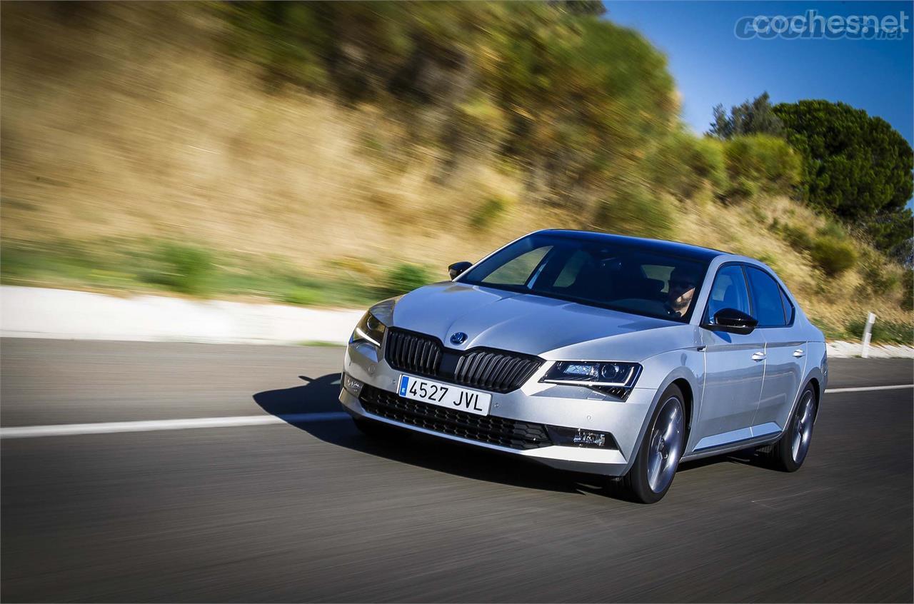 Ficha técnica y precio del SKODA SUPERB BERLINA AMBITION 1.4 TSI IV ...