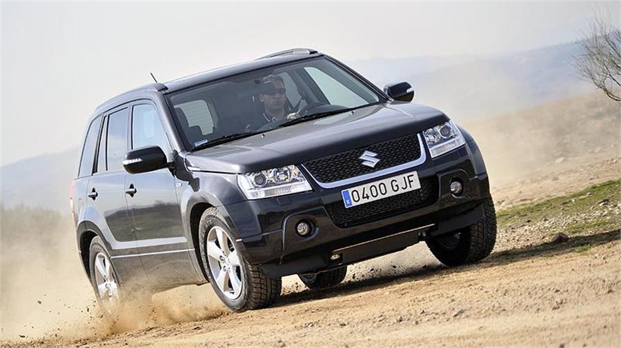 Elegantes Suzuki 1 9 Ddis Grand Vitara Bilder
