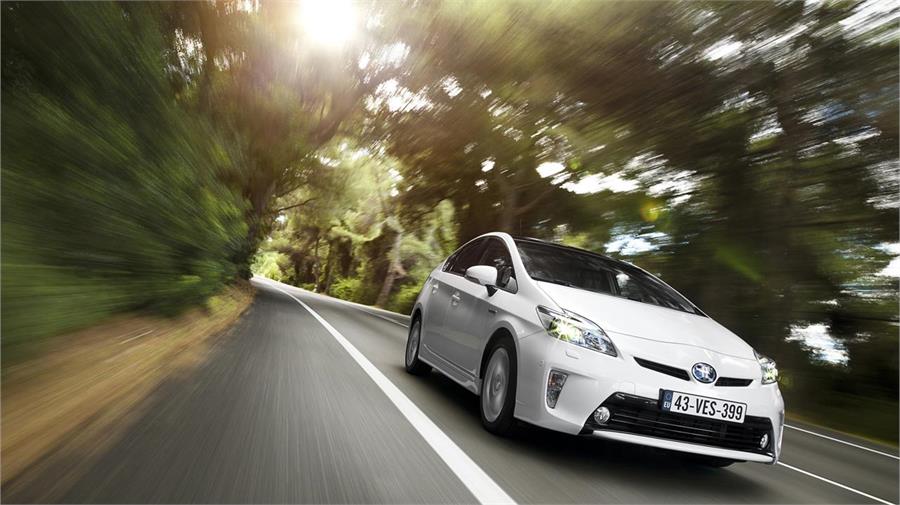 Toyota Prius 2012: El precursor se pone al día | Noticias coches.net