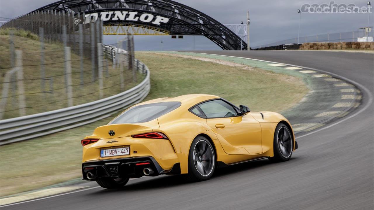 Fotos de TOYOTA Supra - Galería completa | Coches.net