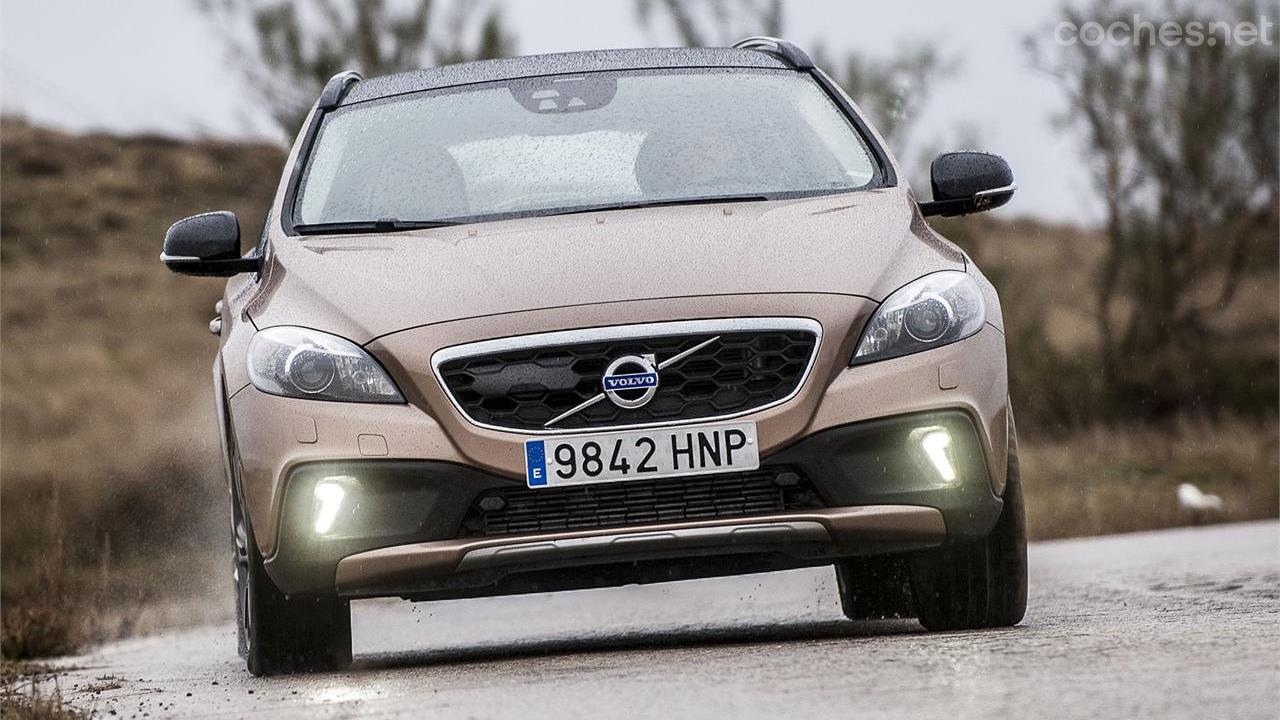 Fotos de VOLVO V40 Cross Country - Galería completa | Coches.net