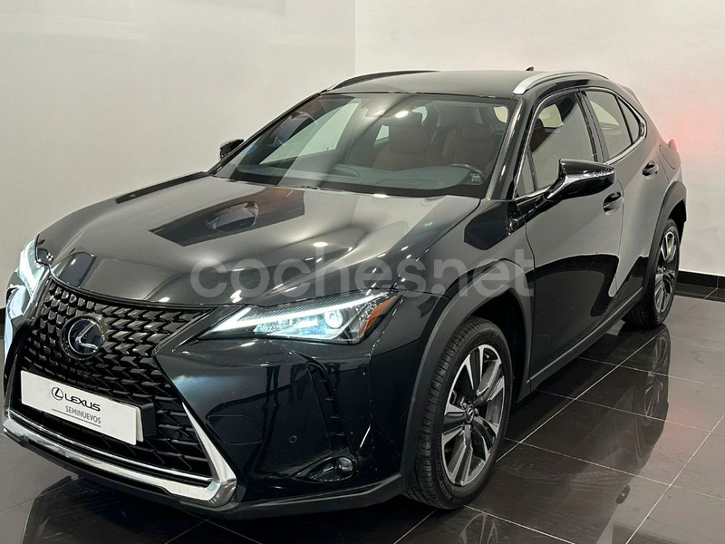 LEXUS UX (2020) - 29.900 € en Valladolid | Coches.net