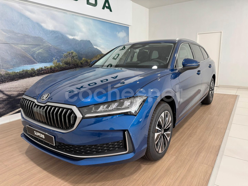 SKODA Combi 1.5 TSI iV PHEV DSG Selection nuevo - 42.613 € en Salamanca ...