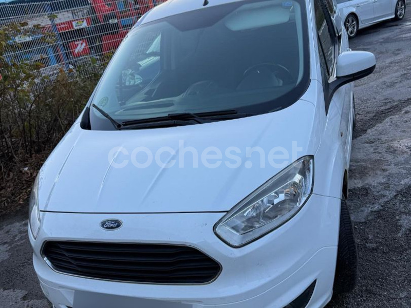 FORD Tourneo Courier (2016) - 7.490 € en Madrid | Coches.net