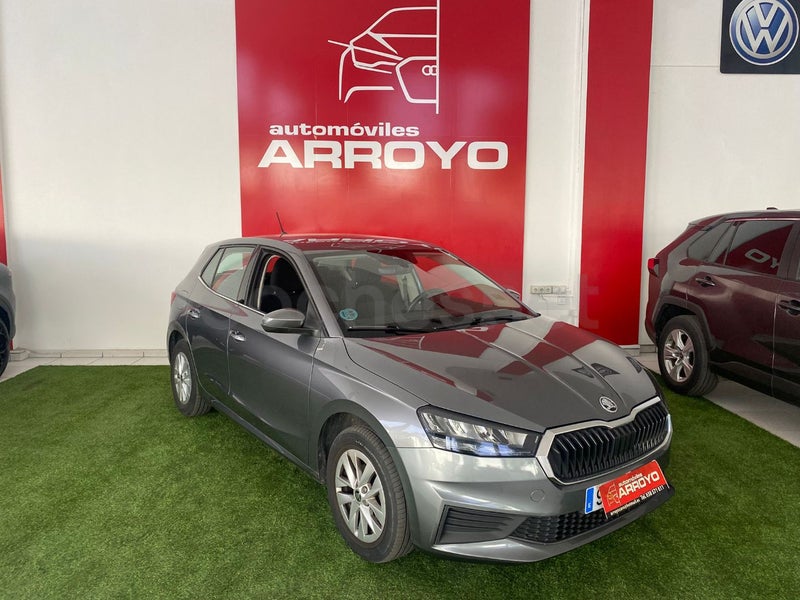 SKODA 1.0 MPI 59KW 80CV Essence (2023) - 14.990 € en Sevilla | Coches.net