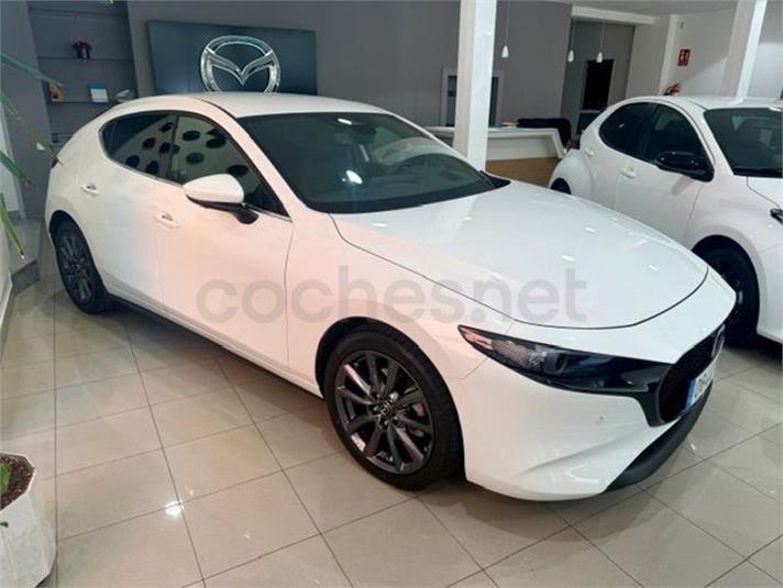 MAZDA 2.5L ESKY G MHEV 103kW Takumi (2025) - 29.900 € en Barcelona ...