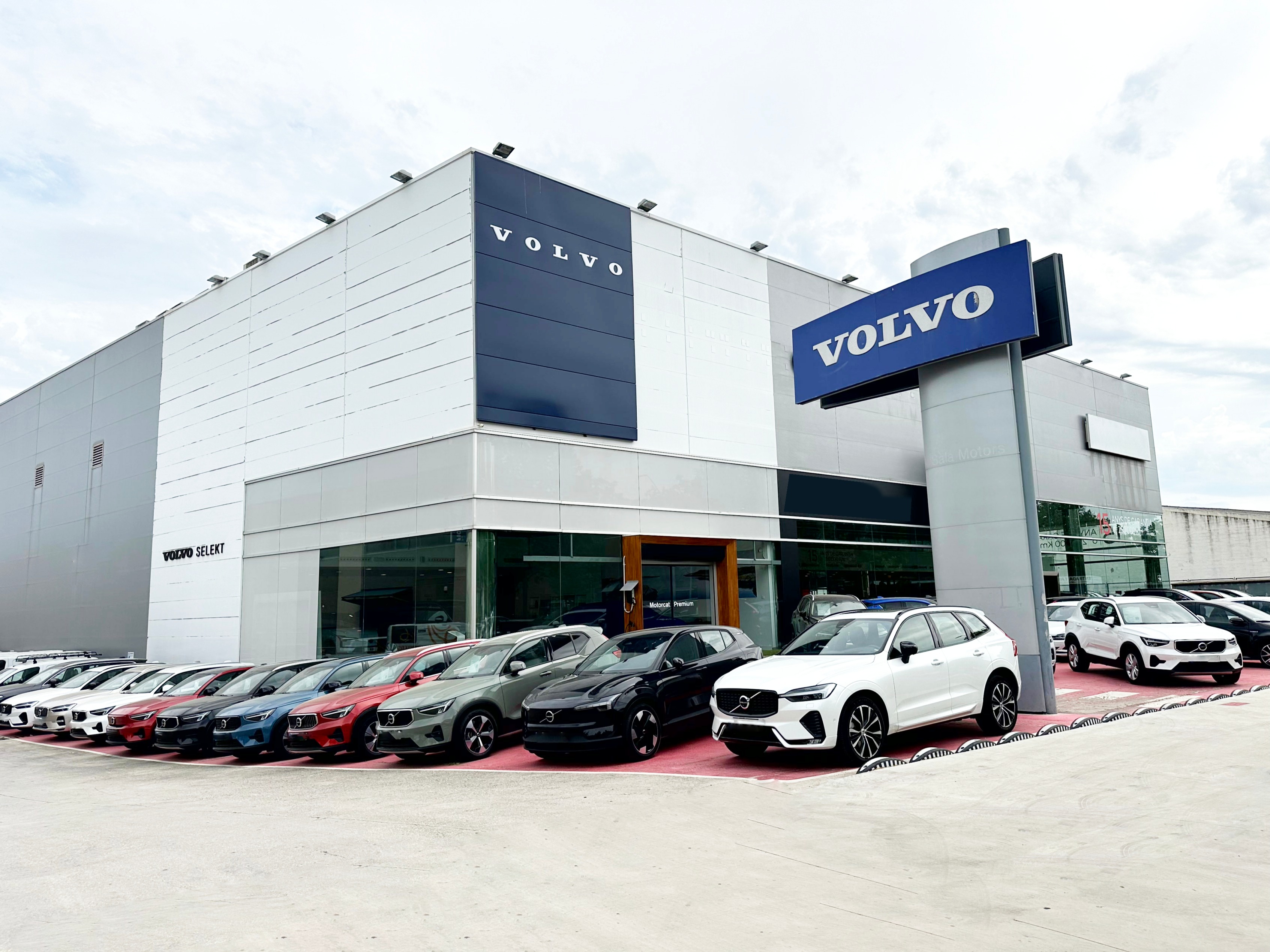 VOLVO V60 (2022) - 39.000 € en Barcelona | Coches.net