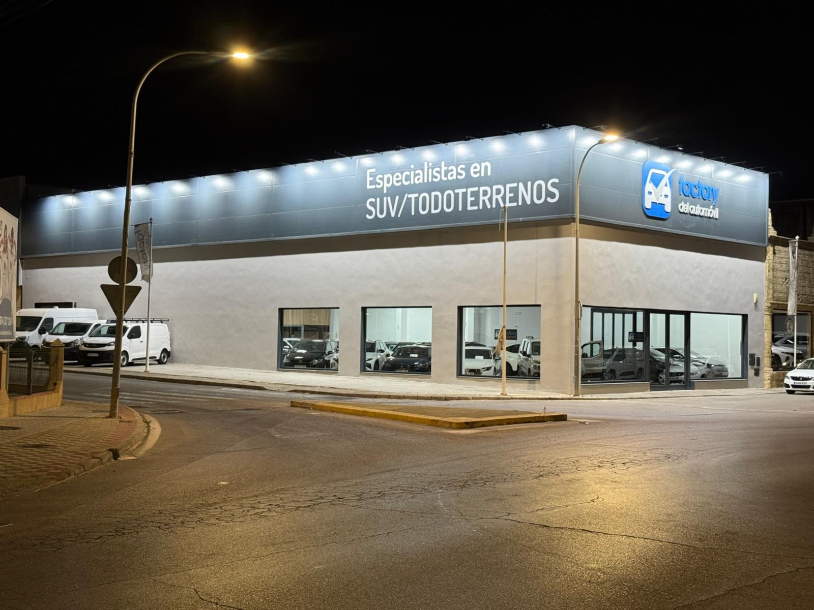 KIA Stonic (2023) - 15.900 € en Sevilla | Coches.net